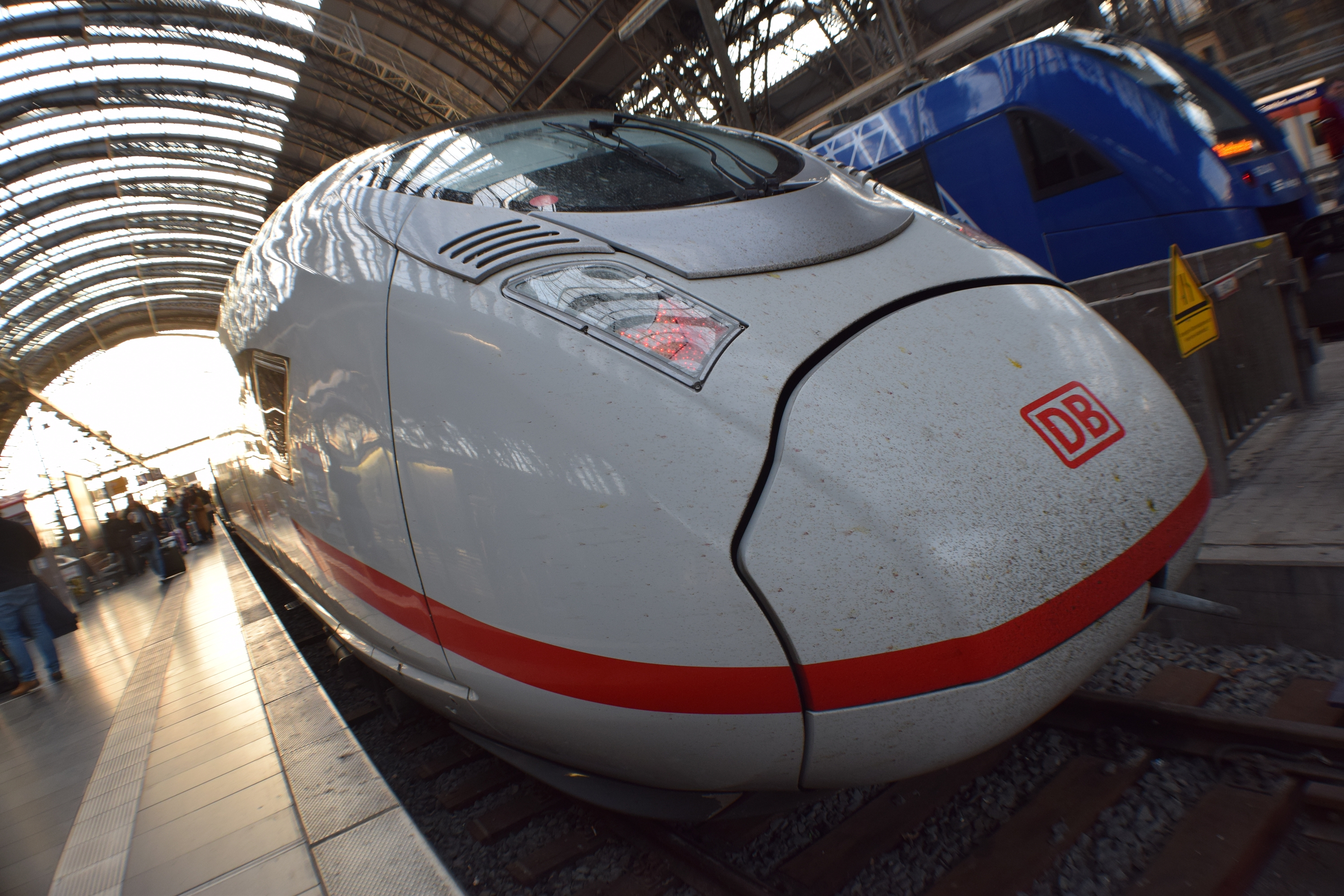 DB ICE 3 BR 407 Frankfurt Main Hbf – Bahnblogstelle