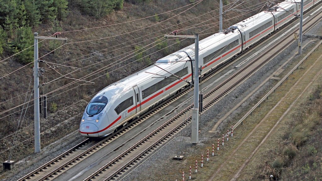 Neueste ICE-Generation bald zwischen Köln und Rhein-Main unterwegs ...