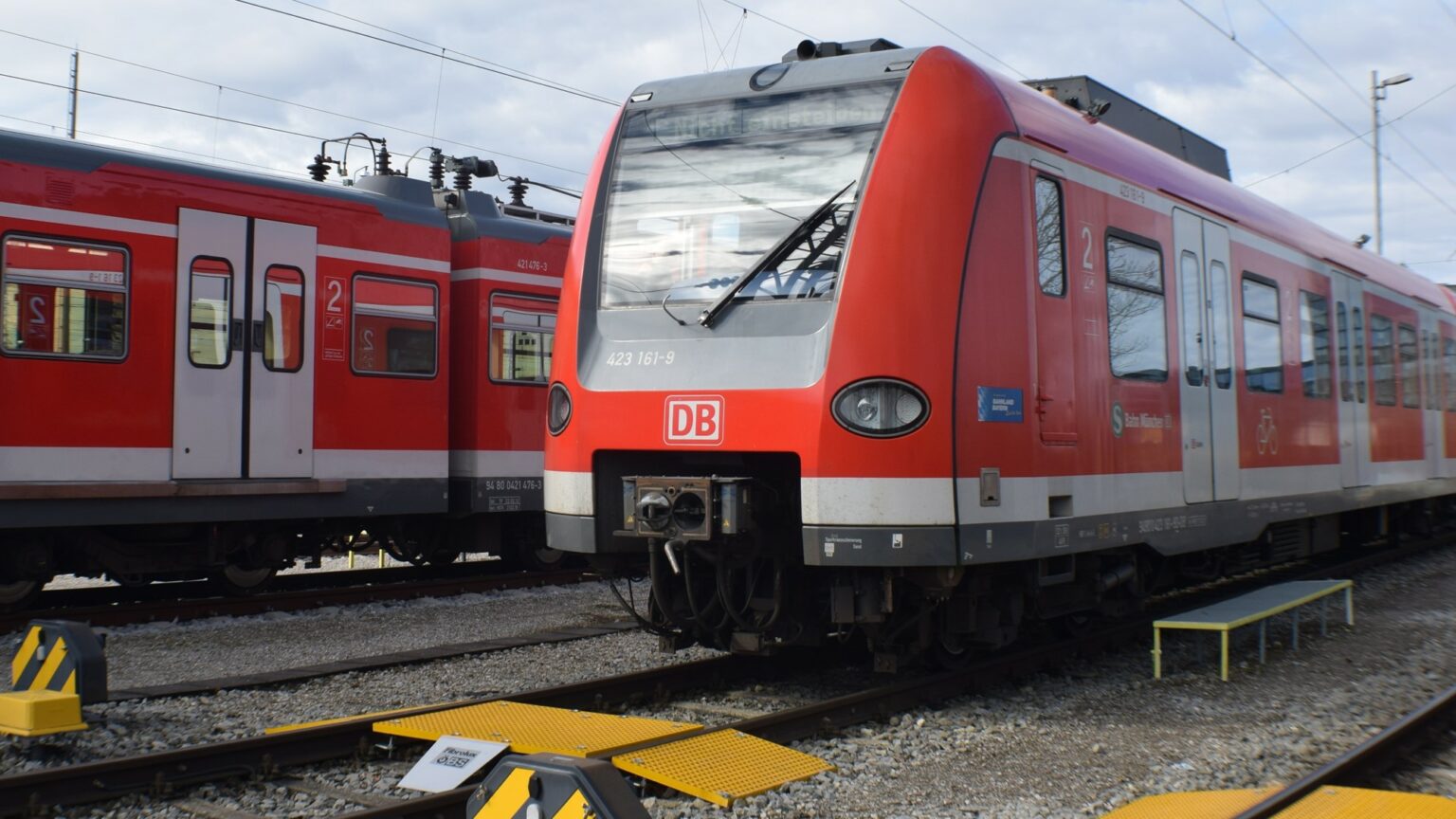 “XXL-Züge” und Digitalisierung – Deutsche Bahn will Münchner S-Bahn ...