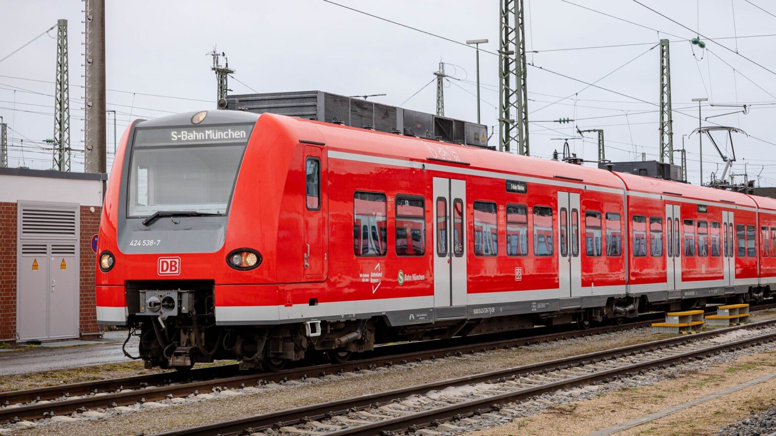 S-Bahn München verstärkt Flotte – Züge der Baureihe 424 im Einsatz – Bahnblogstelle