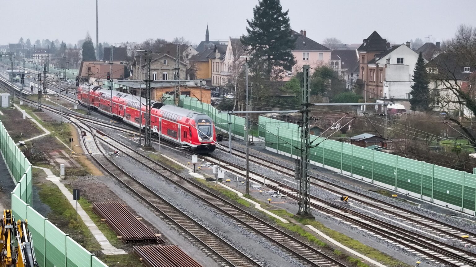 Bahn: Zugverkehr auf der Riedbahn stabil angelaufen – Bahnblogstelle