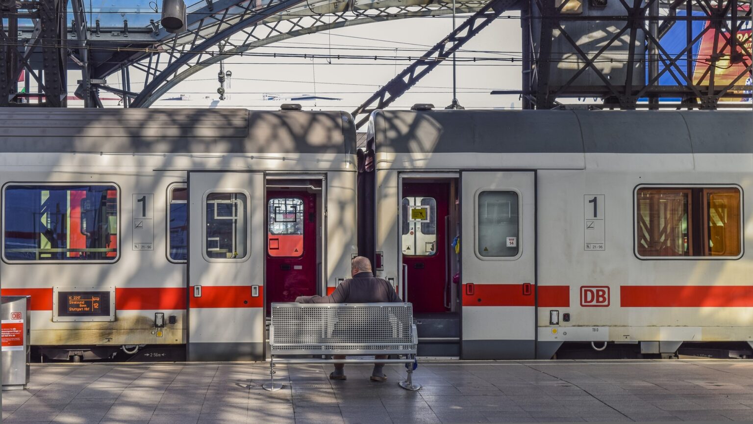 Massive Kritik an Sparplänen der Deutschen Bahn – Bahnblogstelle